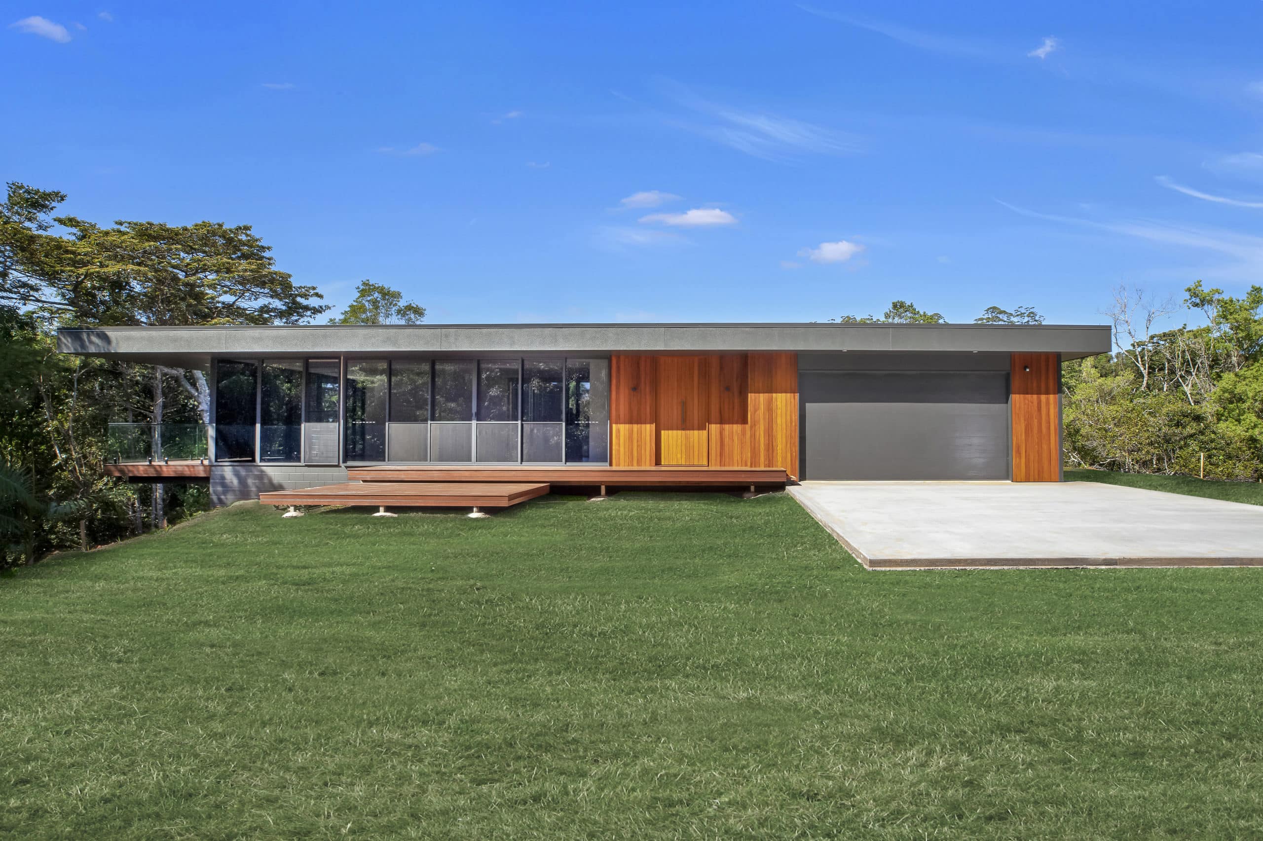 S+P NEW HOME - Ross Meneely Builder